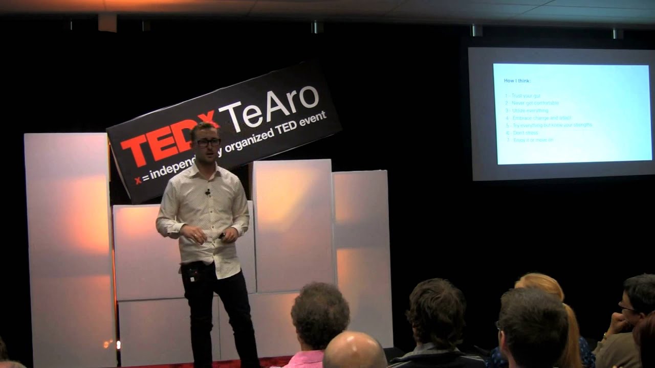 Digital Thinking vs Analogue Thinking : Ben Forman at TEDxTeAro - YouTube