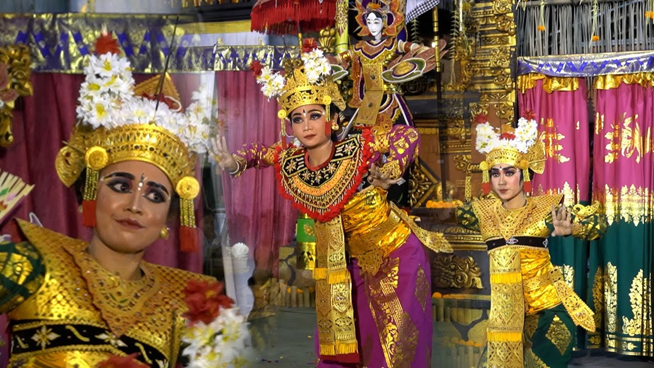 TARI LEGONG SAKRAL, Banyak yang kerauhan | Pura Dalem Kerobokan 2023 ...