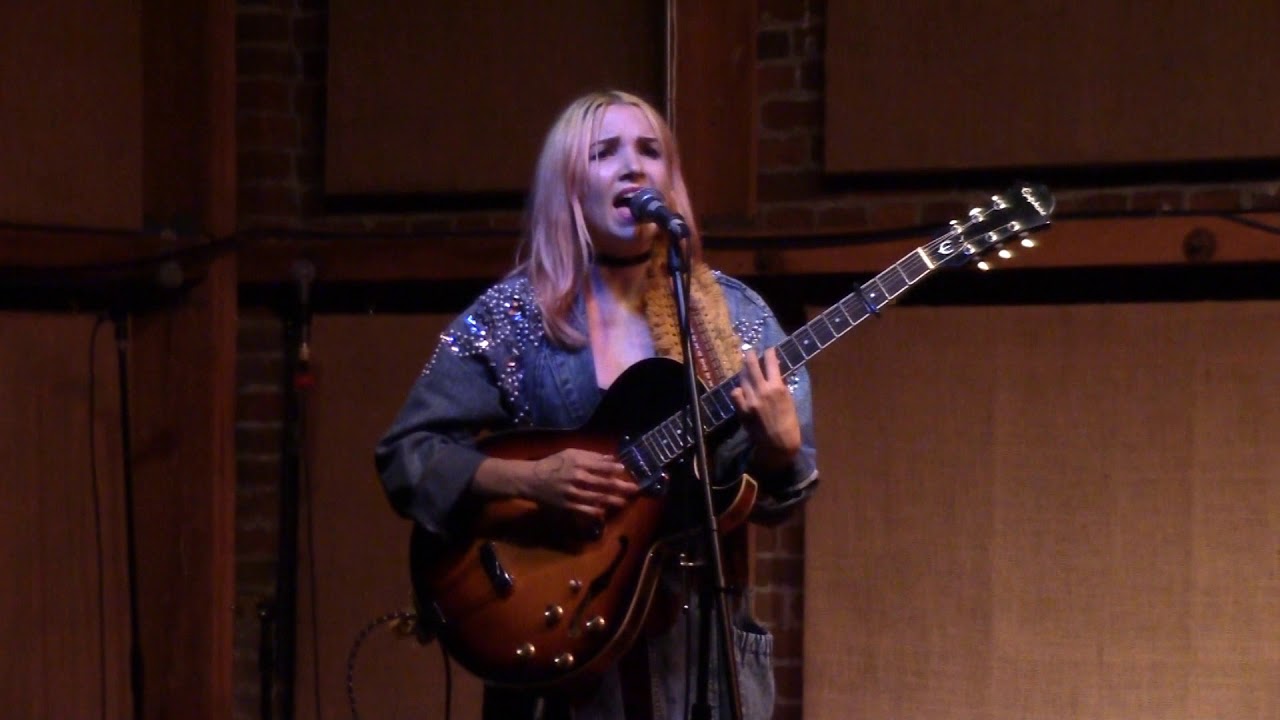 Ashley Allred: (#1) - 2014-08-14 @ Arlene Francis Center, Santa Rosa ...