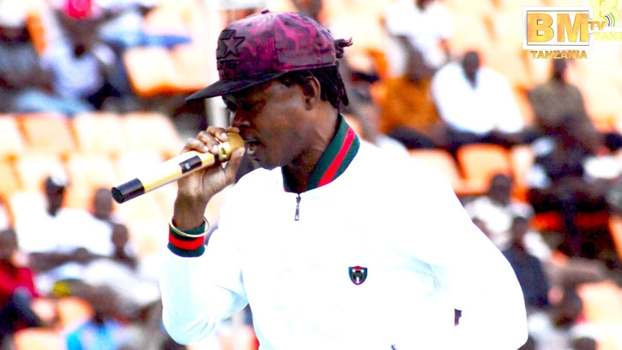 Juma Nature alivyopagawisha mashabiki Uwanja wa Taifa - YouTube