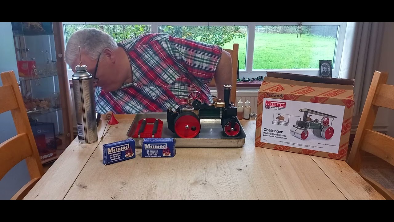 Aidan s Mamod Challenger Roller Engine at Leven House 29th Oct 2023 ...