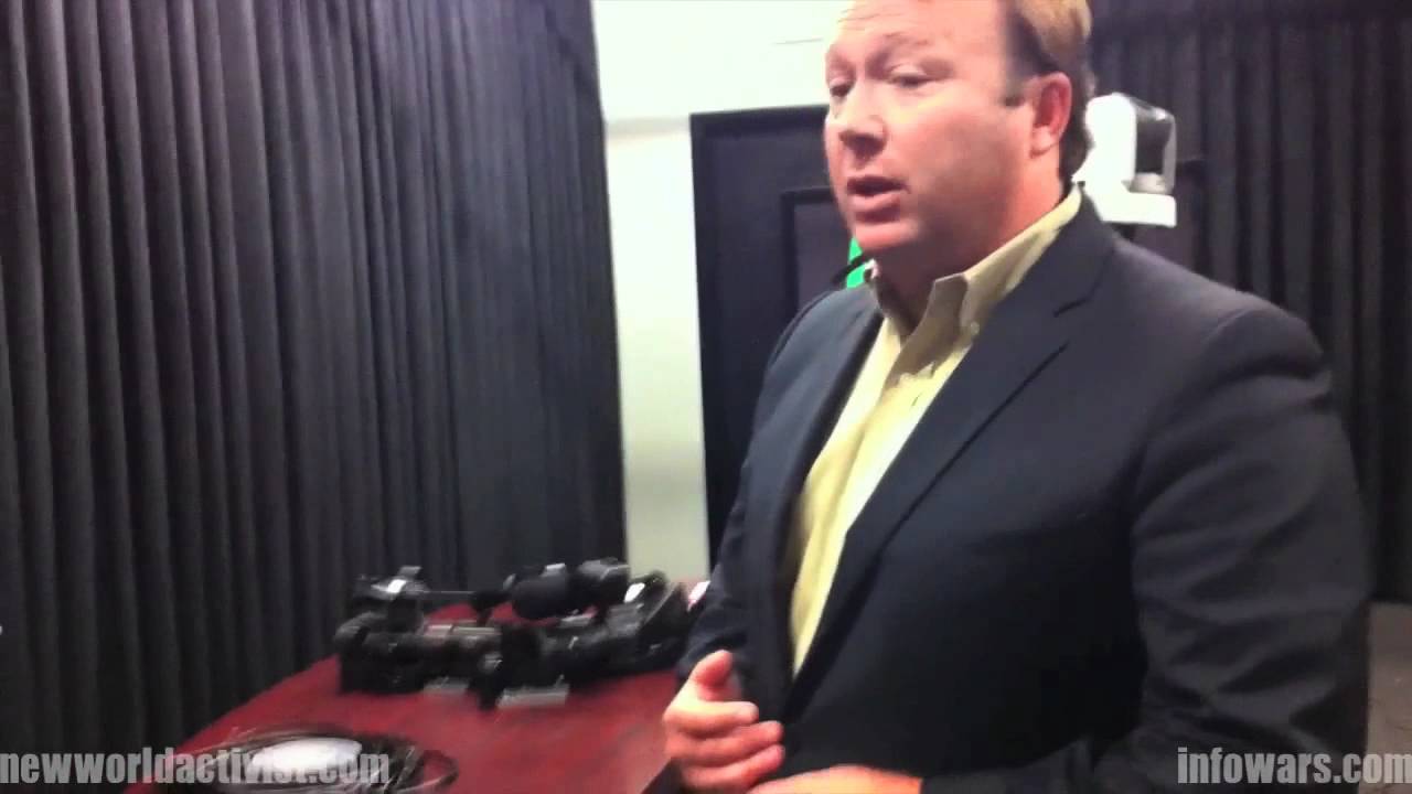 InfoWars New Studio Tour w/We Are Change San Antonio - YouTube