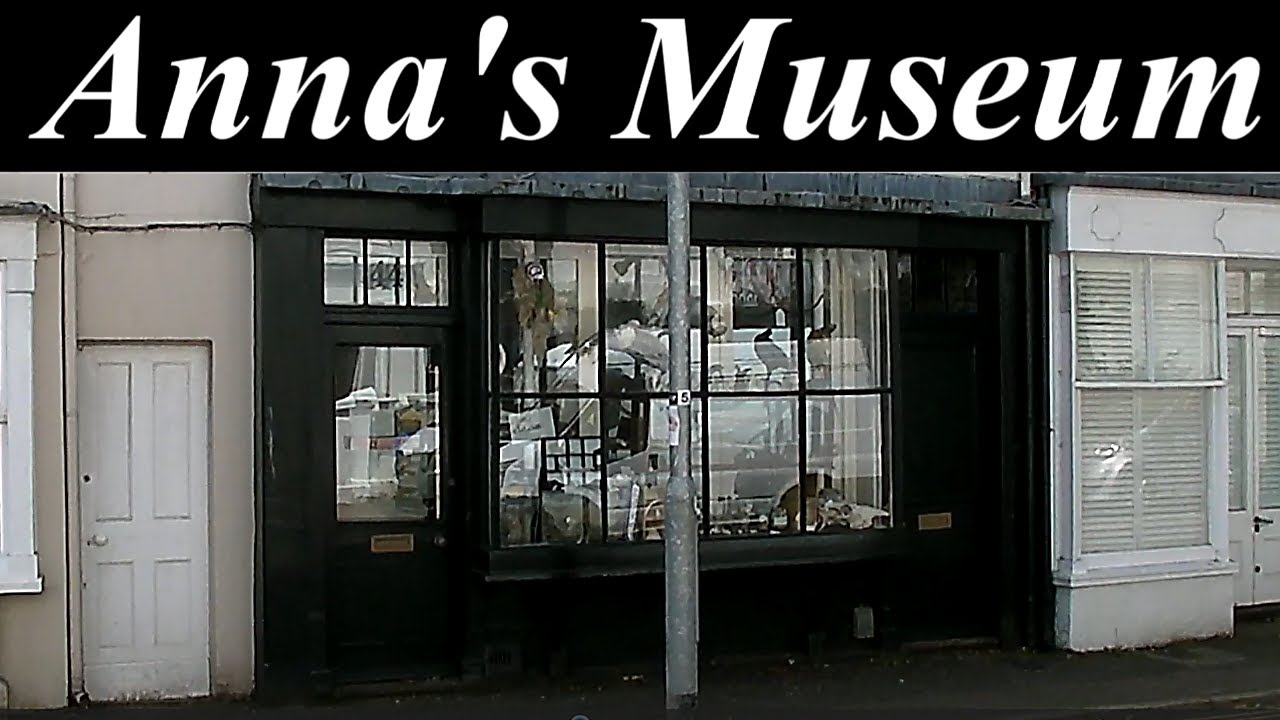 Smallest Museum in the World? Anna's Museum Brighton UK - YouTube