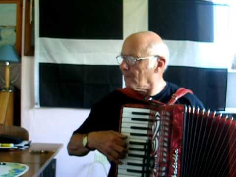 The Cornish Pasty. by Ken Dingle - YouTube