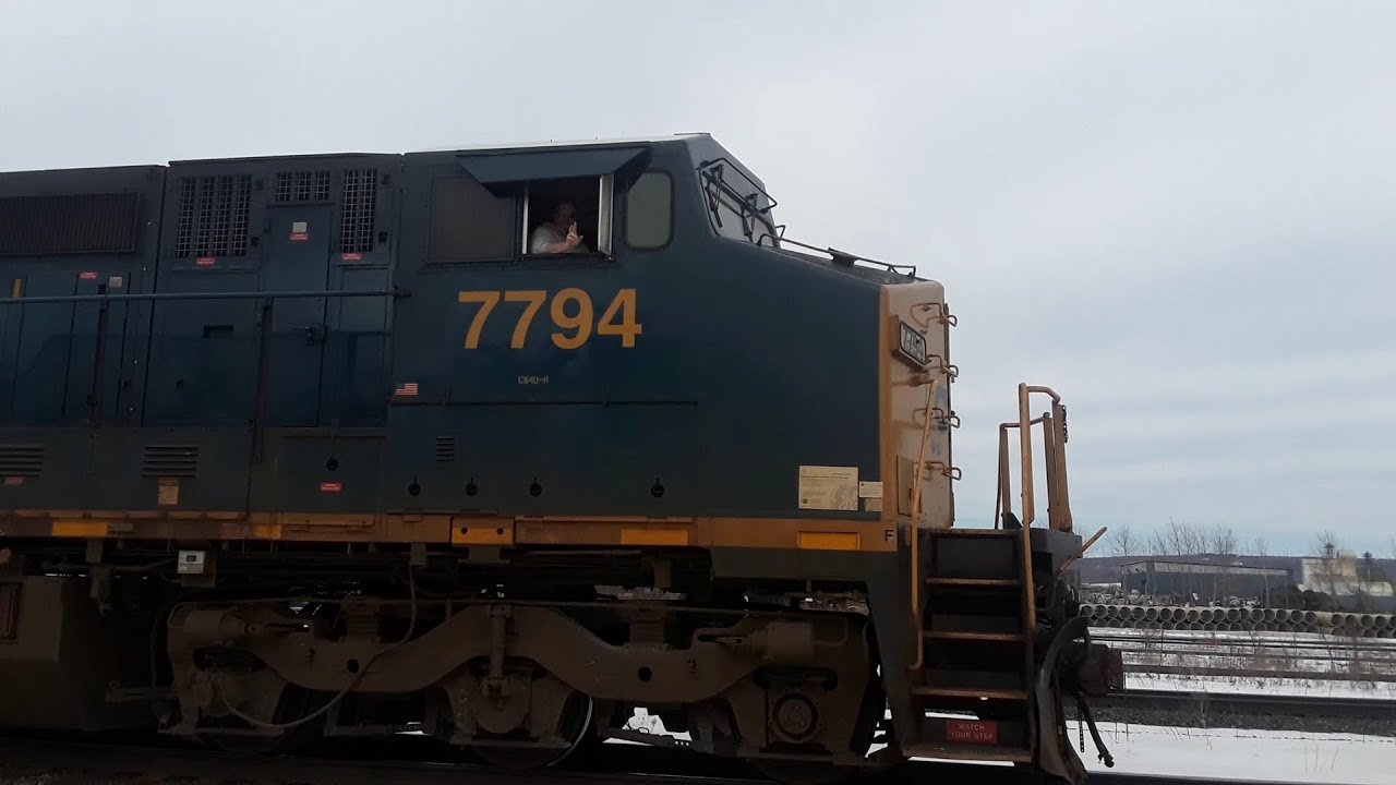 CSX 7794 Waves at Railfans - Utica, NY - YouTube
