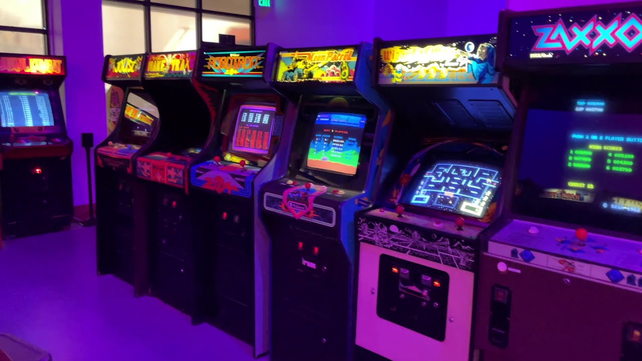 Retro video-game arcade opens in Fredericksburg - YouTube