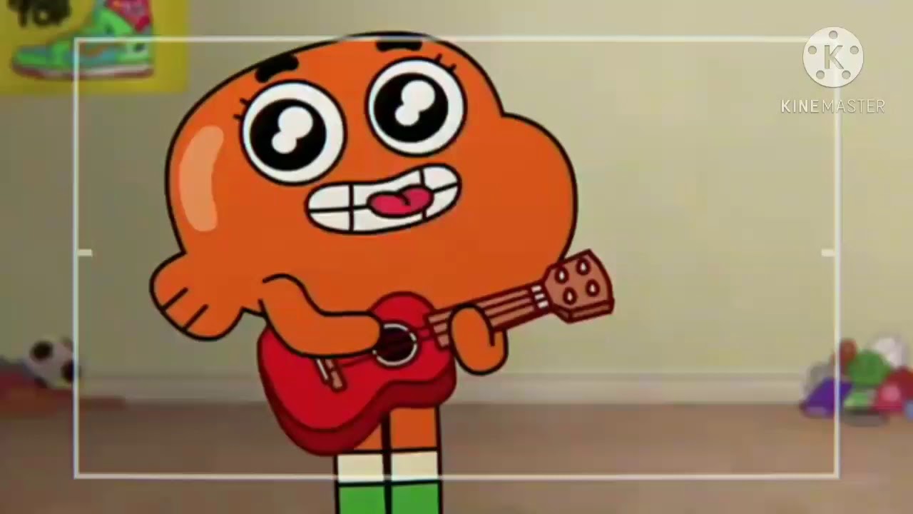 Darwin sings the Nae Nae n word song (Earrape warning) - YouTube