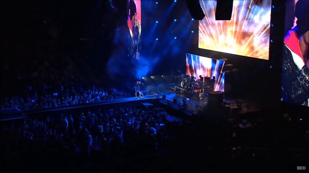 Machine gun Kelly live los angles duet amazing - YouTube