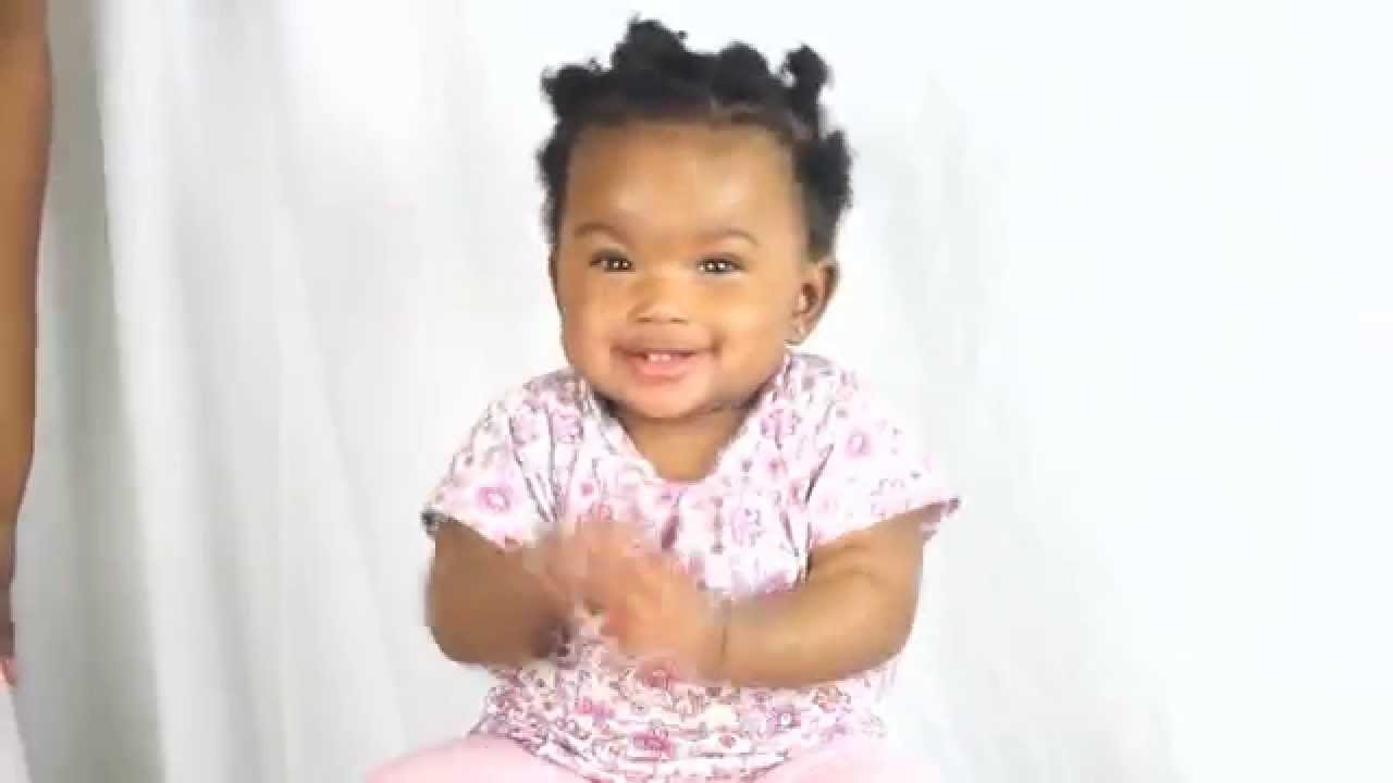 Baby's first clap - YouTube