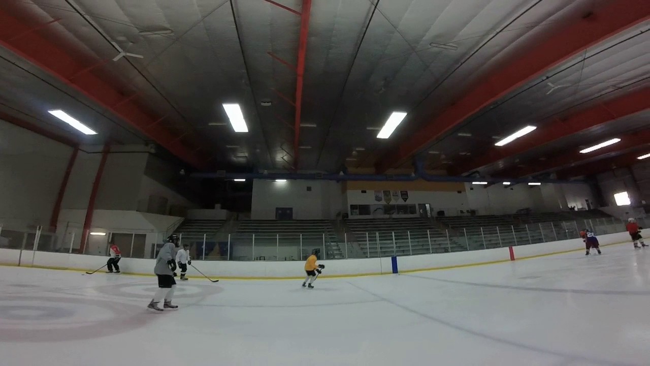 Oakland Ice Center Gretzky Hour - YouTube