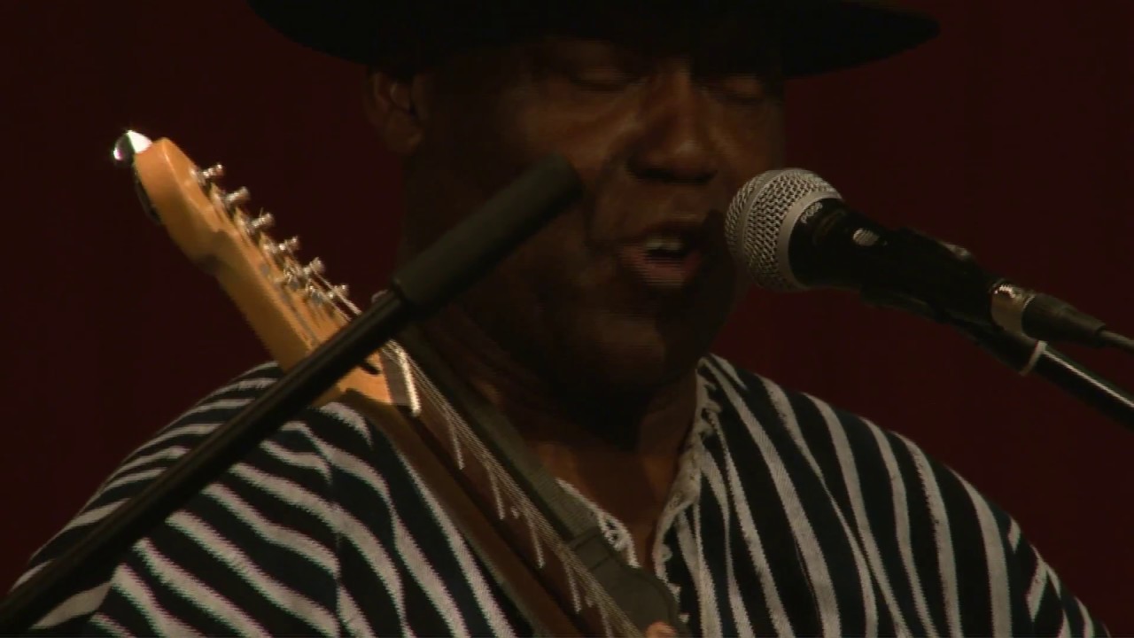 Errol O. Johnson & Band - Been Travellin - YouTube