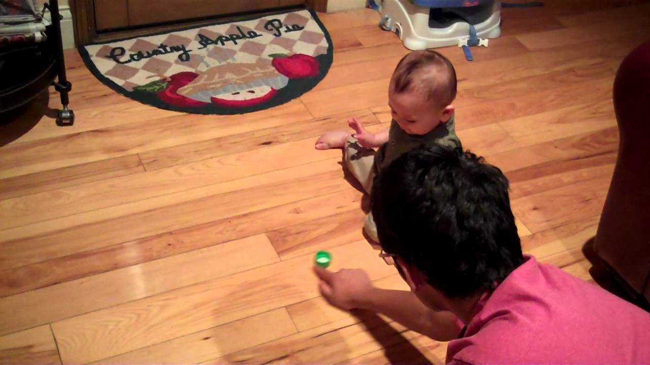 Chindian Baby Nico laughs about a detergent bottle cap - YouTube