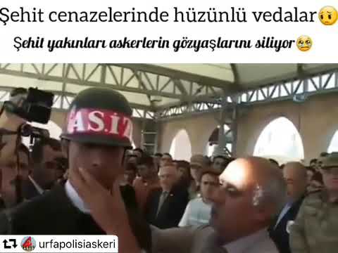Şehit yakınları askerlerin göz yaşını siliyor..🇹🇷