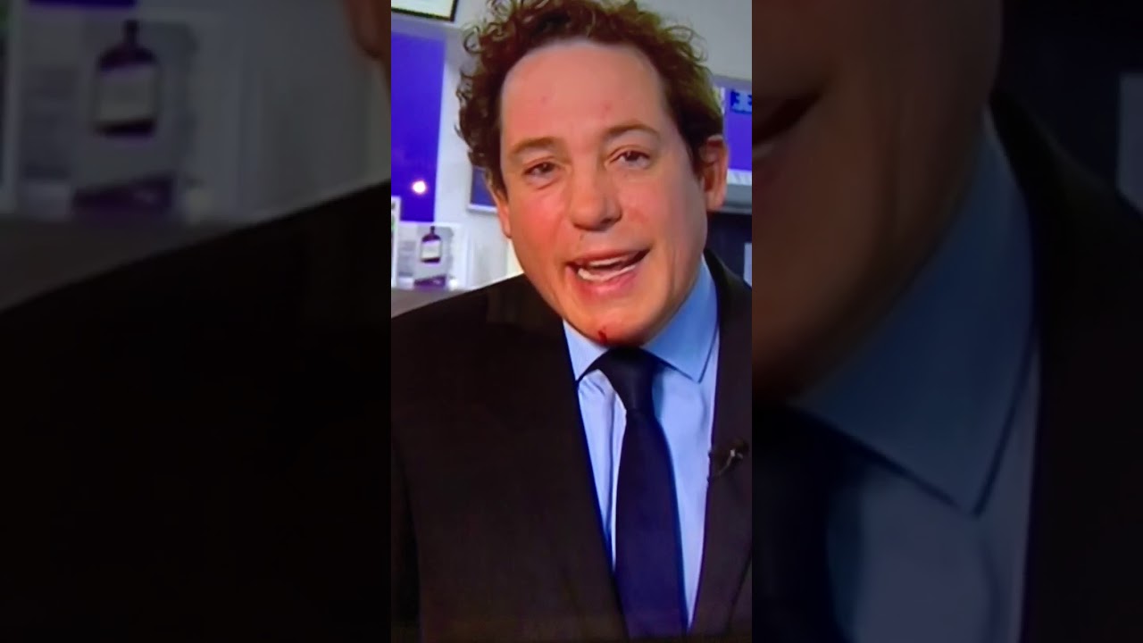 Simon jack bbc news wipe your bloody chin mate🤣😂🤣😂 - YouTube