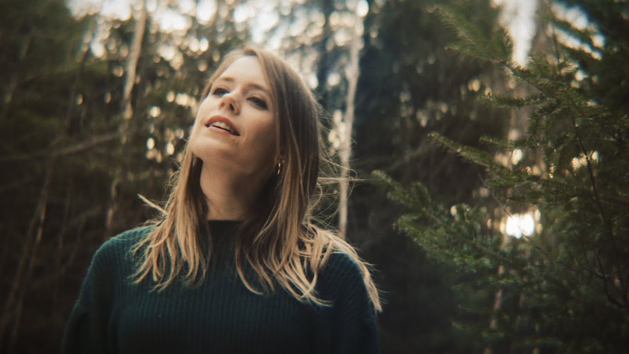 Emmanuel - Laura McLean (Hannah Kerr Cover) - YouTube