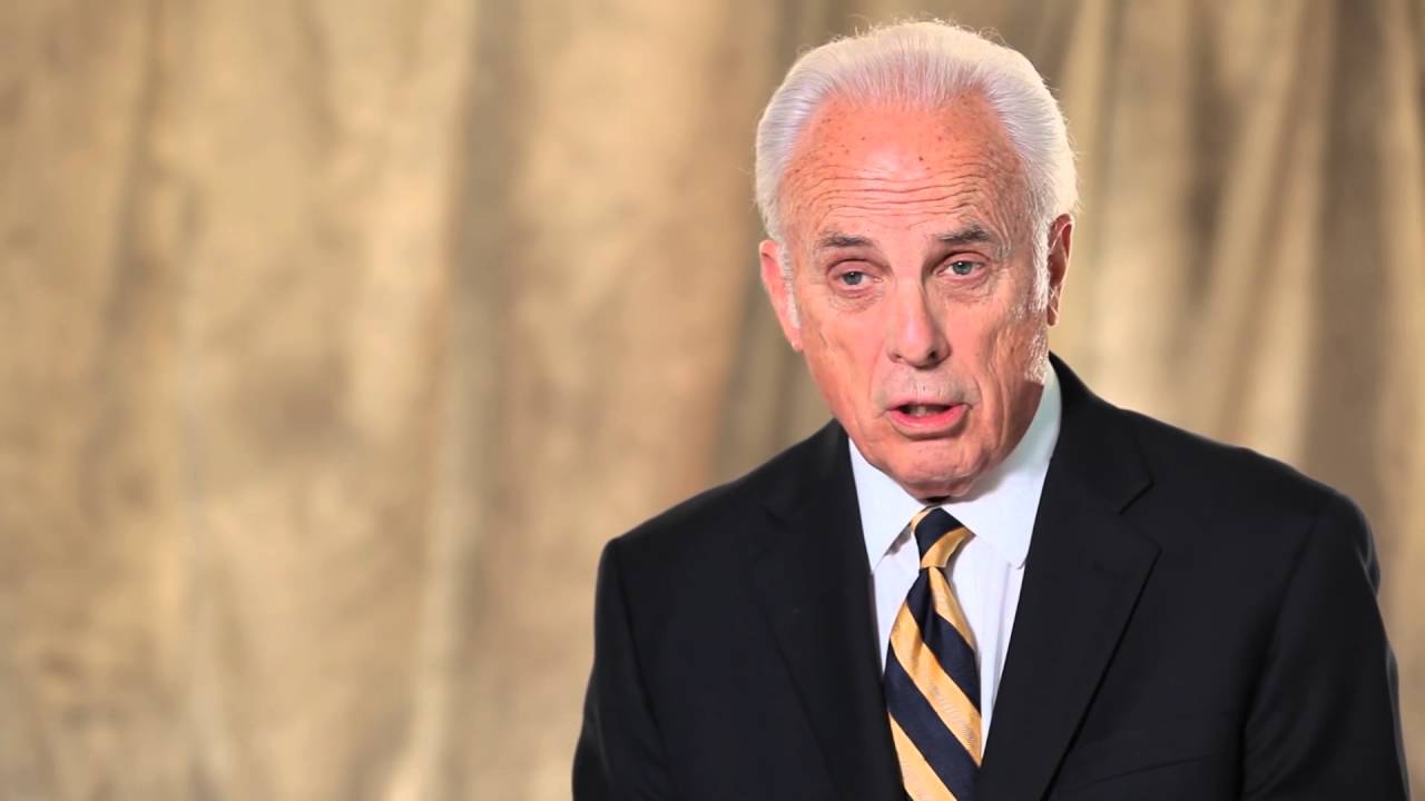 Dr John MacArthur - Is The Bible The Word Of God? - YouTube