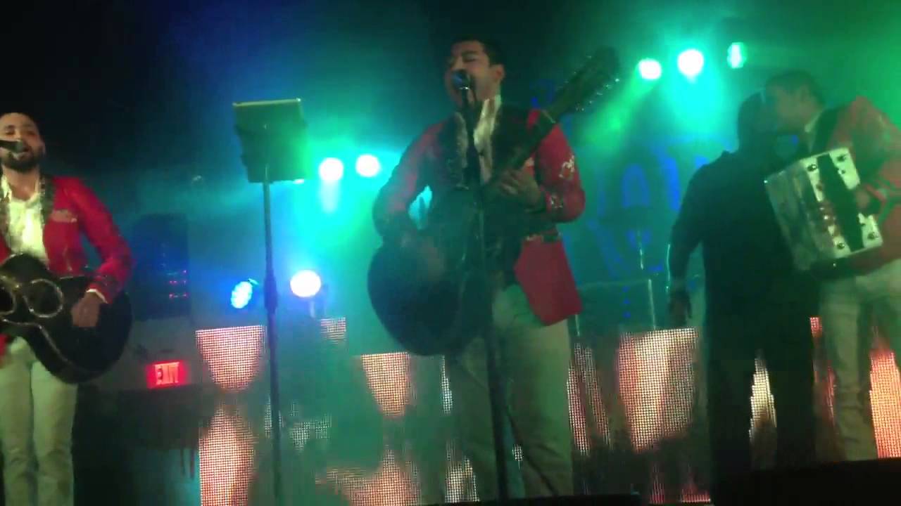 Grupo Rebeldia at rodeo de pico Rivera - YouTube