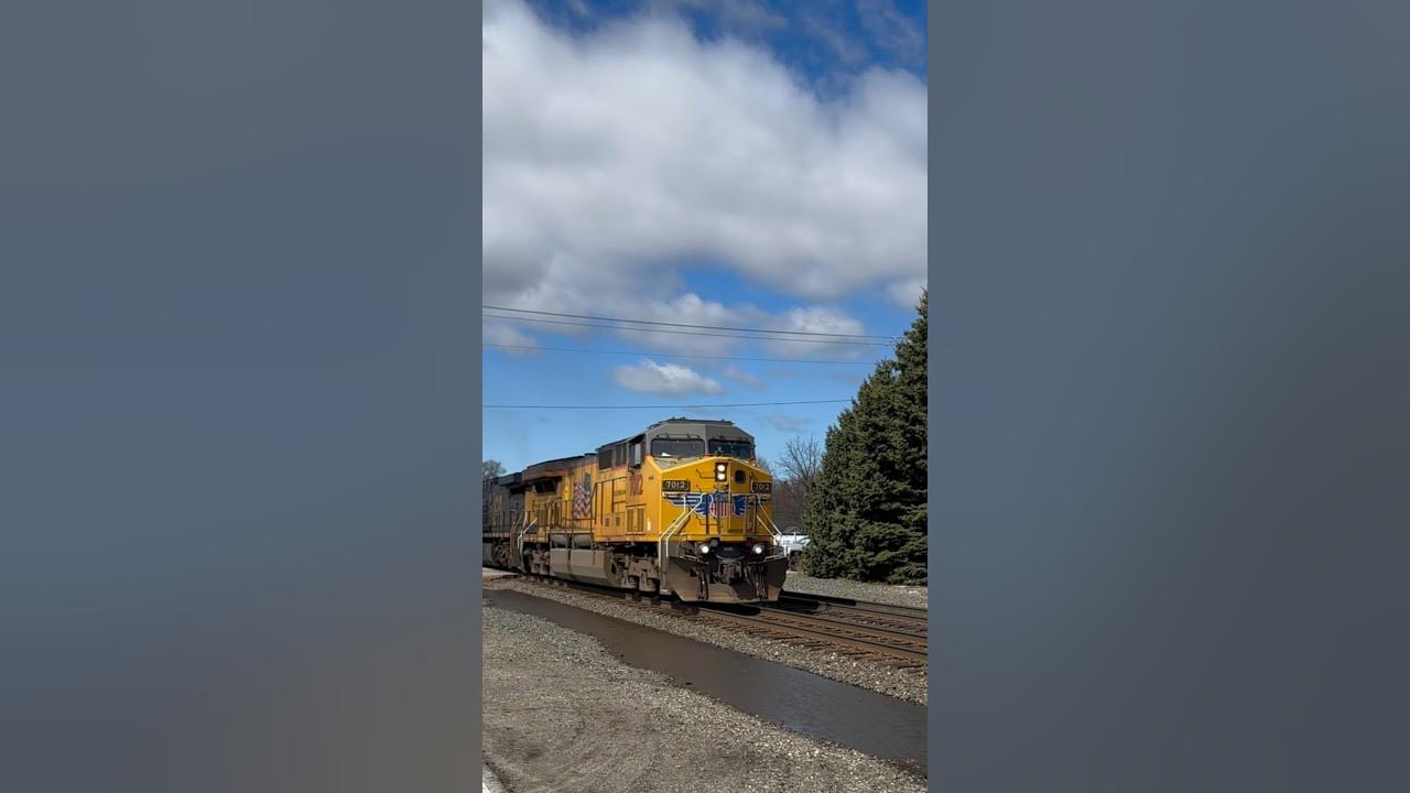 Ex CNW Leader #railfan #train #railfaning #railroad #railway #railfanner #railroadlife - YouTube