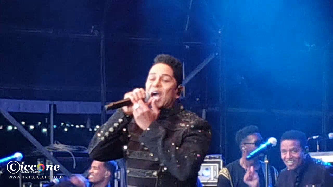 The Jacksons performing at Audley End House - YouTube