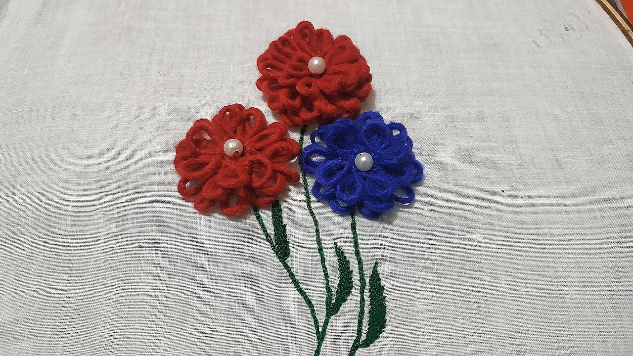 Hand Embroidery : Flower Embroidery : Split Stitch, Satin Stitch ...