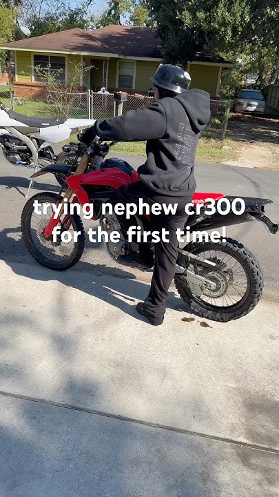 trying nephews cr300 for the first time! #cr300 #bikelife #dirtbike - YouTube