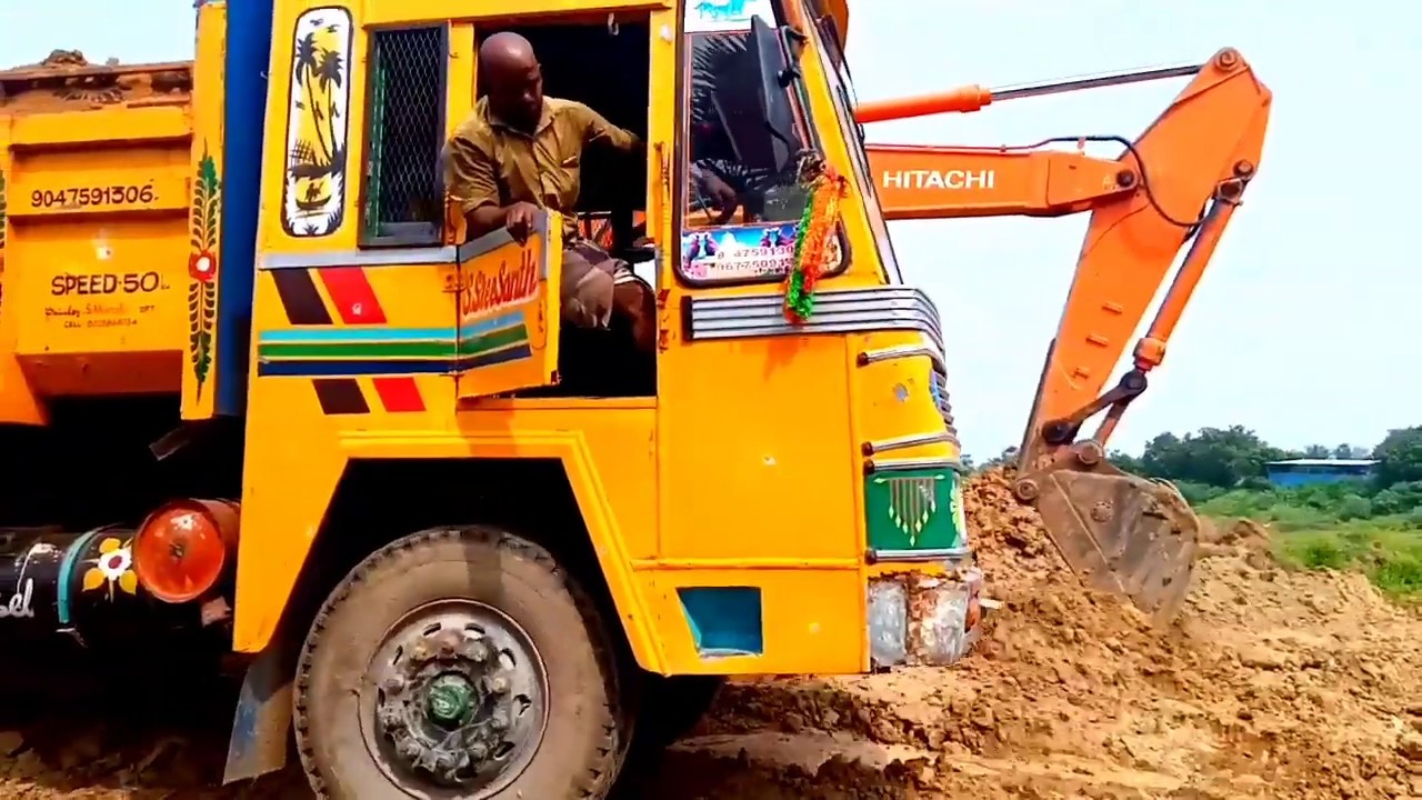 Loading TATA HITACHI in Ashok leyland lorry||Toys legend - YouTube
