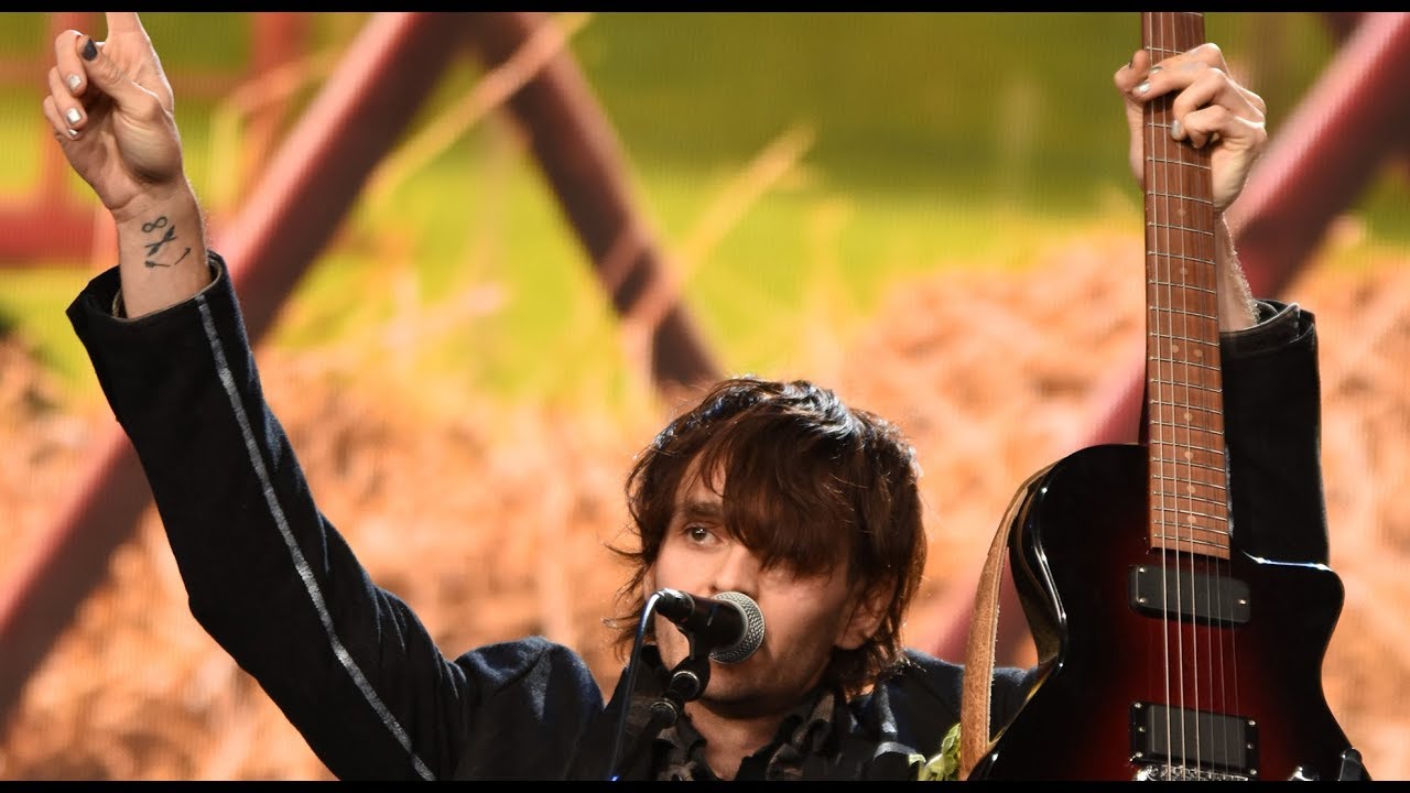 Particle Kid - Live at Farm Aid 2018 - YouTube