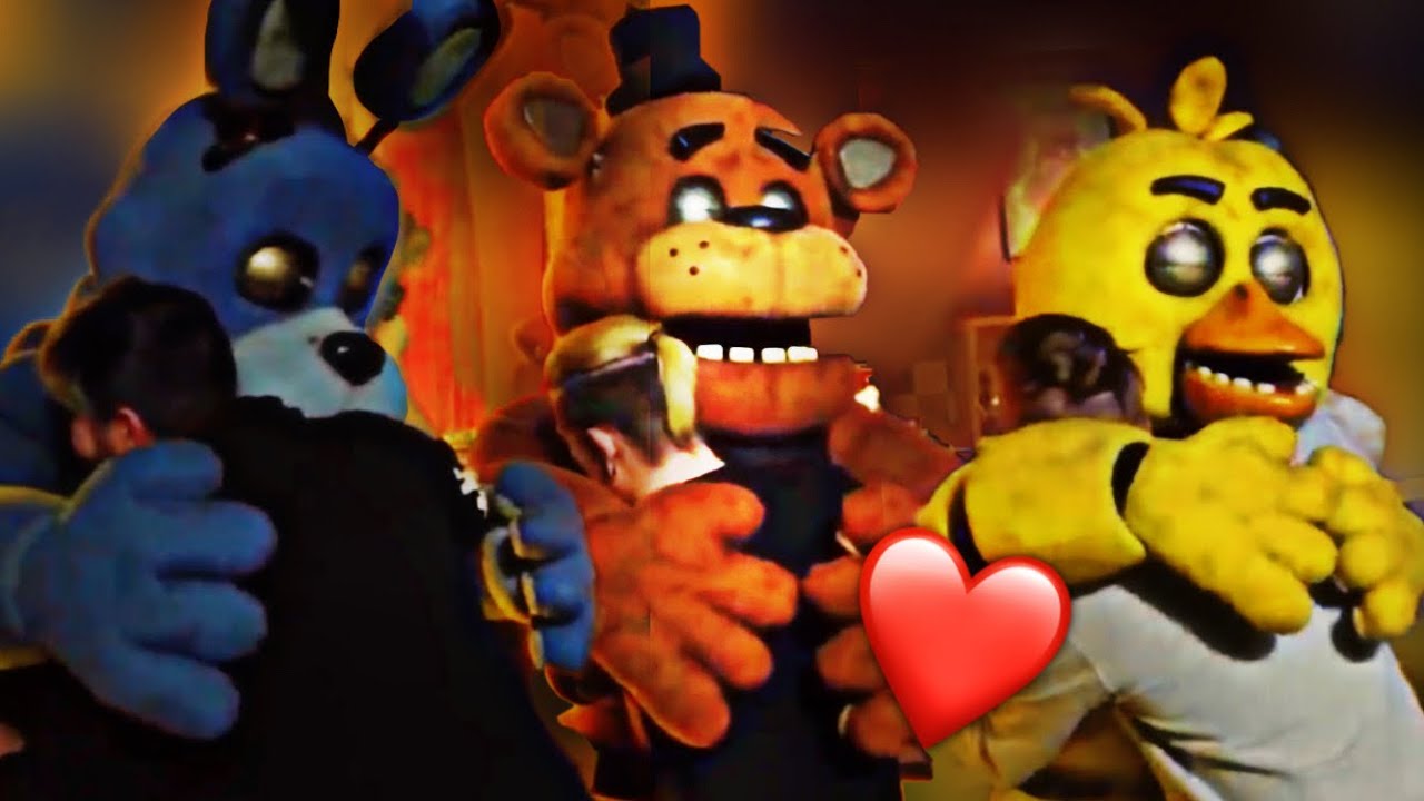 The FNAF Animatronics are Real!? And HUG!? - YouTube