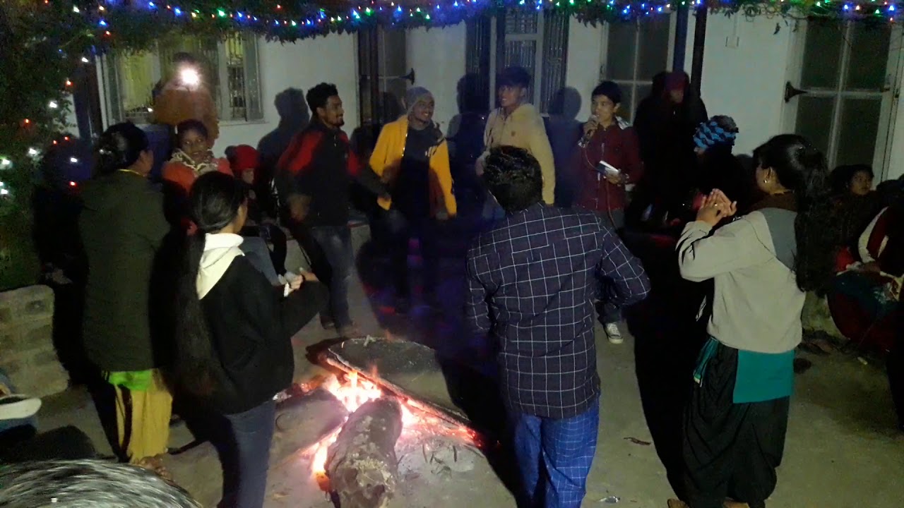 Aachhu achhu achhu vayo ni jodo|| Christmas song - YouTube