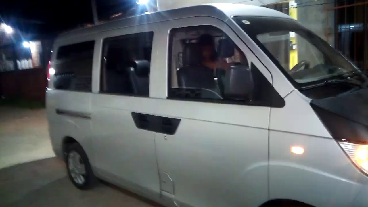 Mini van Rely muito top - YouTube