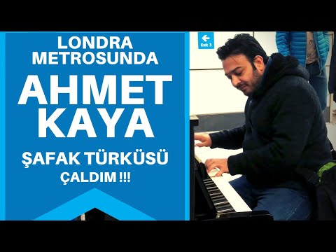 LONDRA METROSUNDA AHMET KAYA ŞAFAK TÜRKÜSÜ ÇALDIM (Ahmet Kaya)