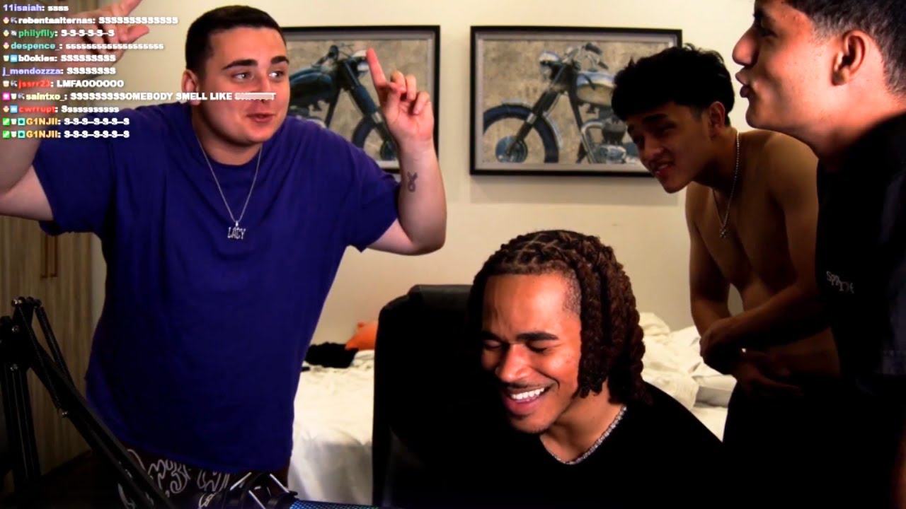 S-S-S-SOMEBODY SMELLS LIKE SHIII - YouTube