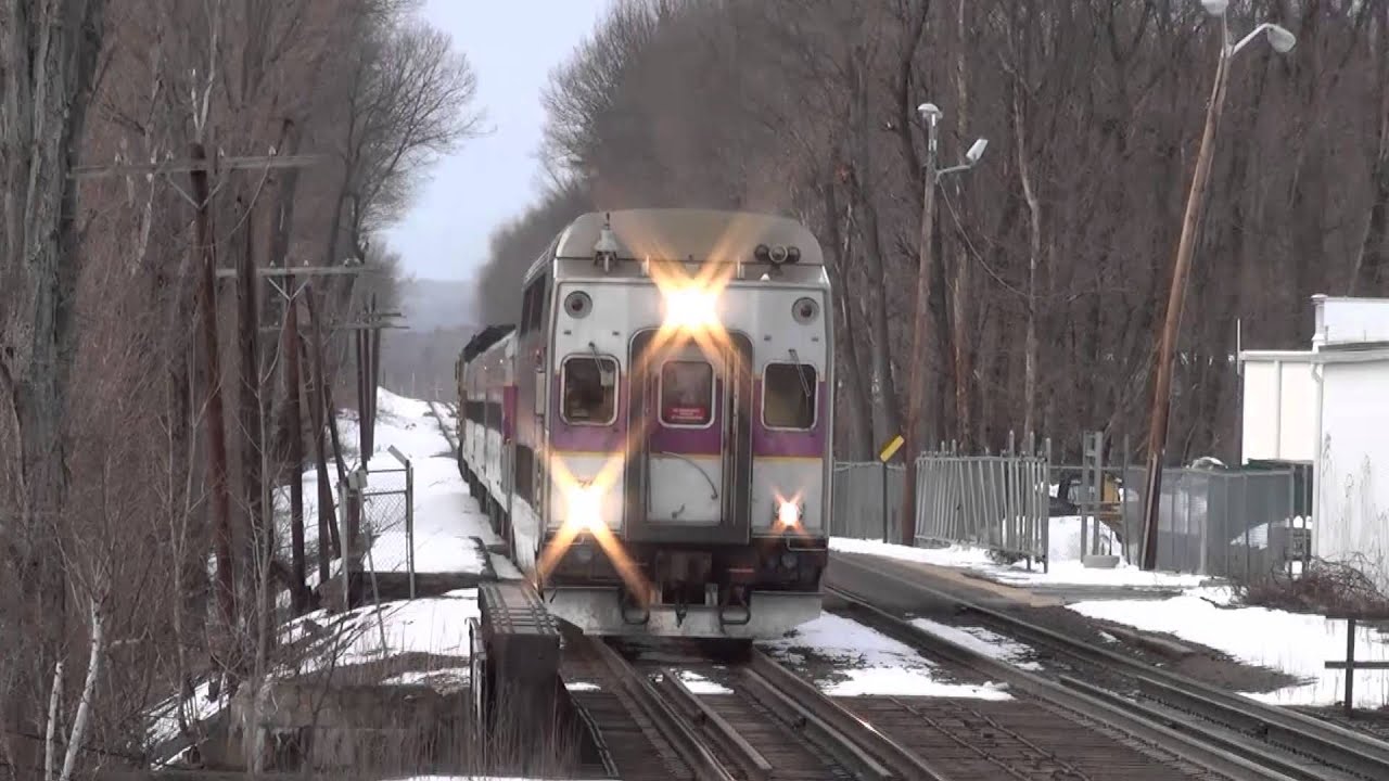 Leominster: MBTA Commuter Train (1017) Inbound and Outbound ...