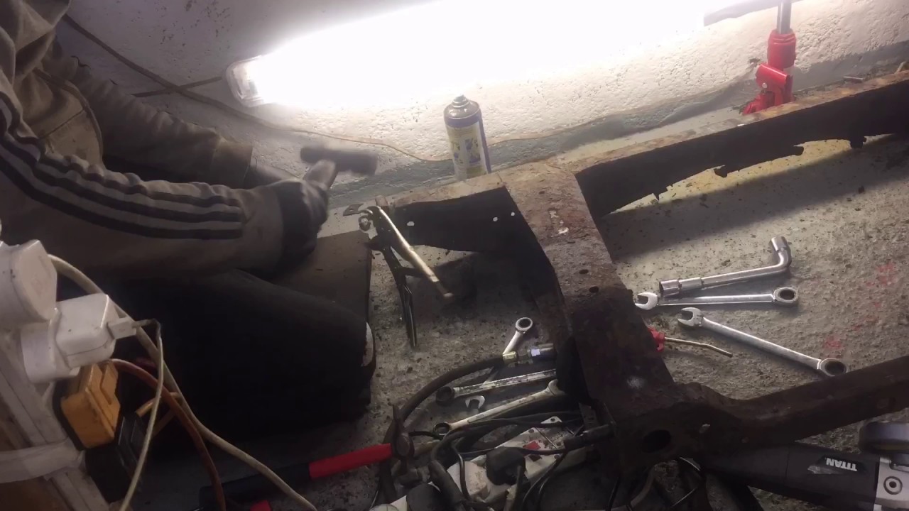 Classic Mini Restoration Rear Subframe Part 42 - YouTube
