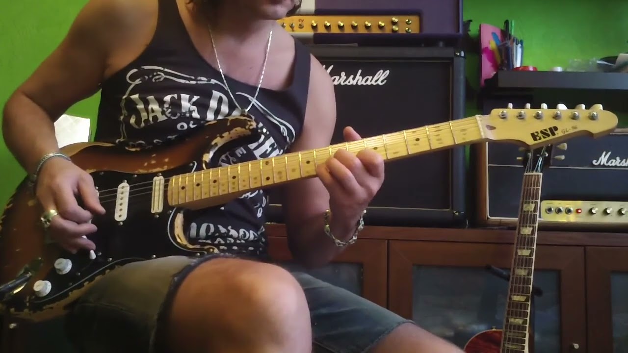 ESP GL-56 - Rock Sound Stratocaster - Marshall - YouTube