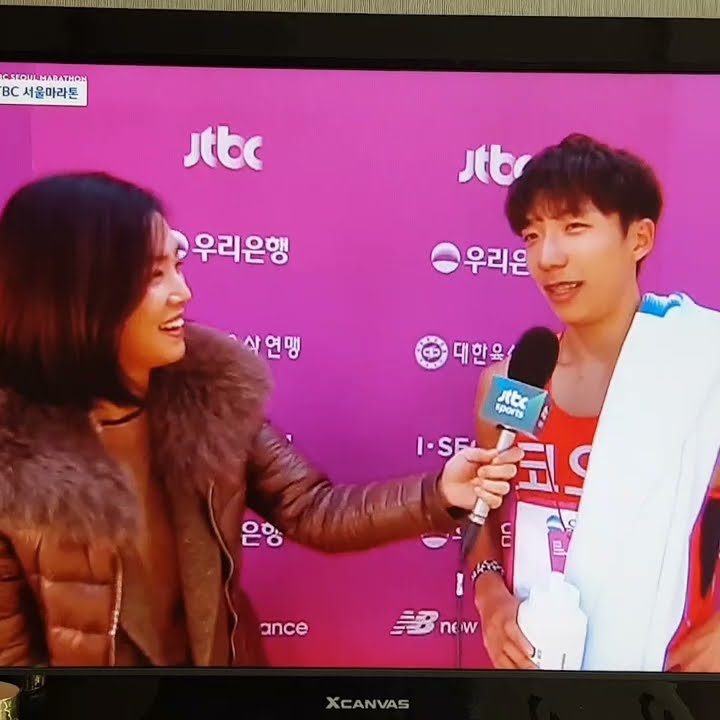 JTBC서울마라톤우승 코오롱 소속 최민용 선수 우승 인터뷰 - YouTube