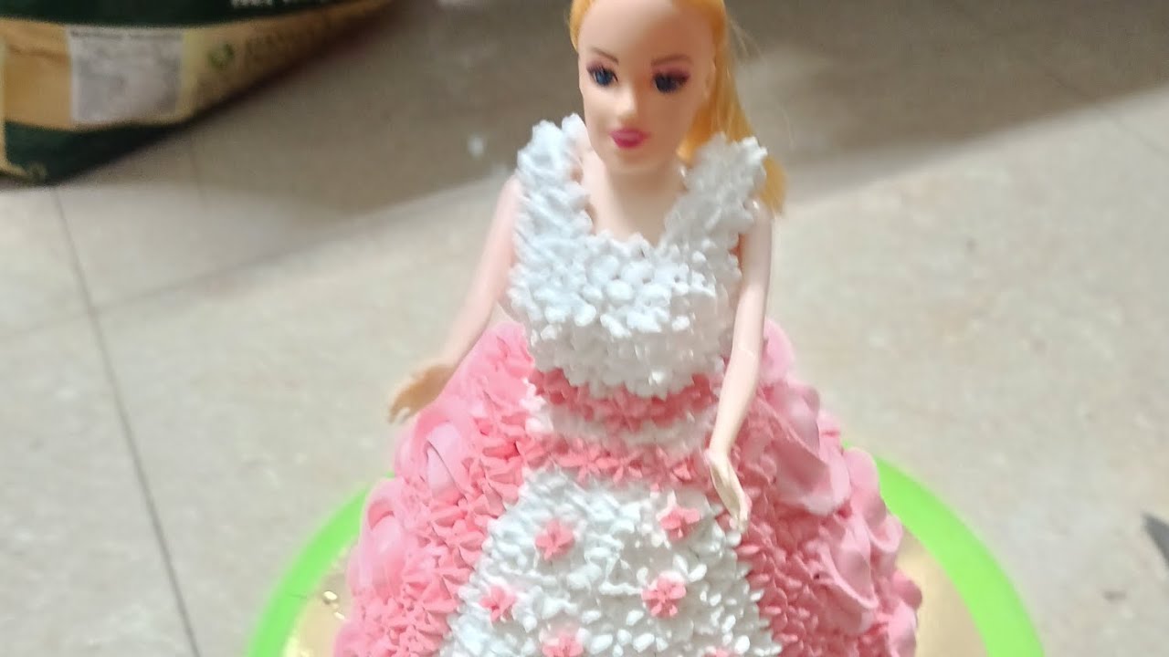 doll cake design from icing with tips and tricks.. So cute doll cake ...