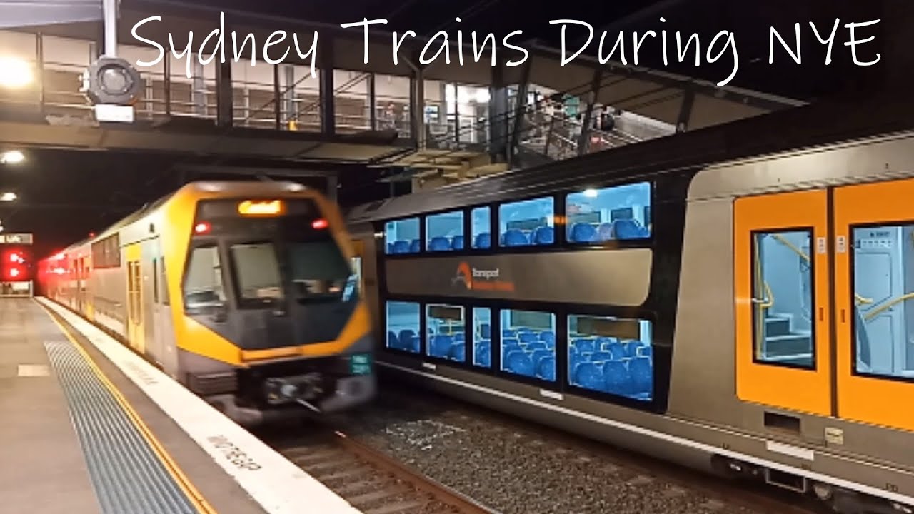 Sydney Trains during New Year Eve - YouTube