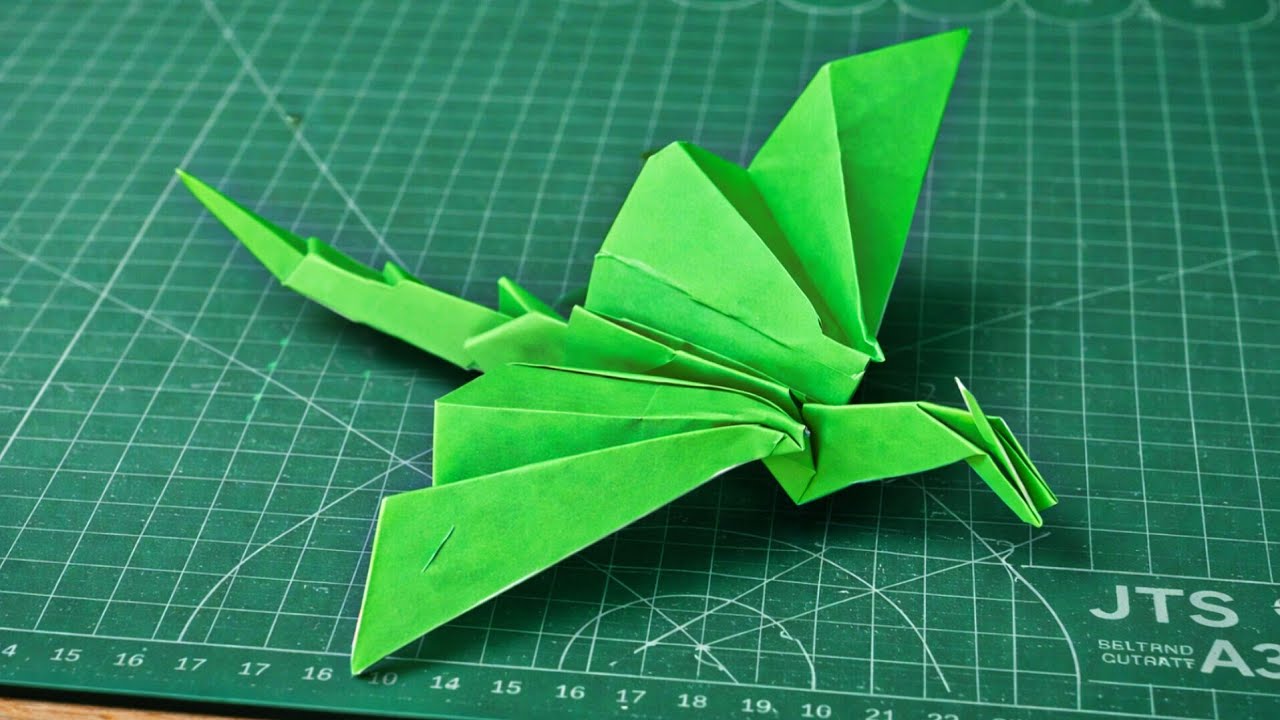 MAKING A PAPER DRAGON | EASY ORIGAMI - YouTube