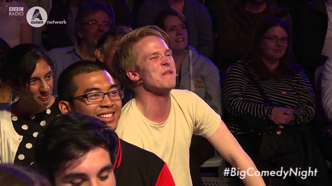Asian Comedian gets heckled at stand up comedy night - YouTube