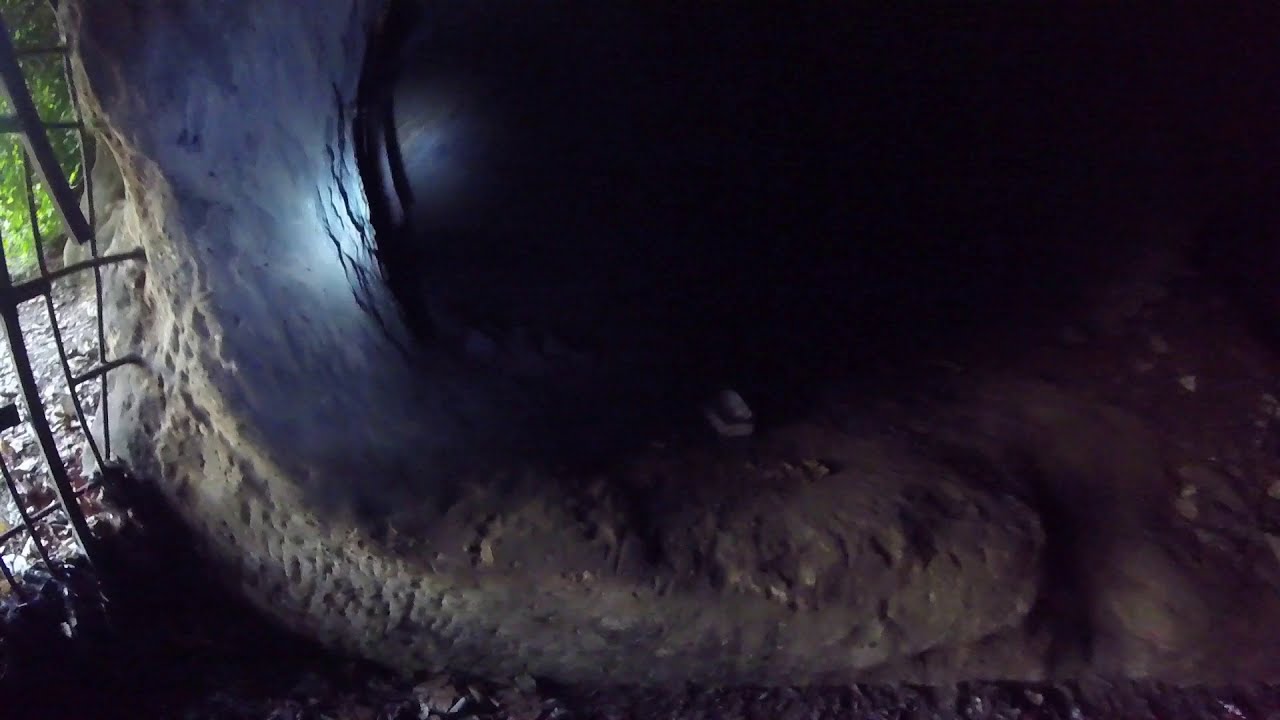 Urban Exploration: Abandoned Nottingham Catacombs - YouTube