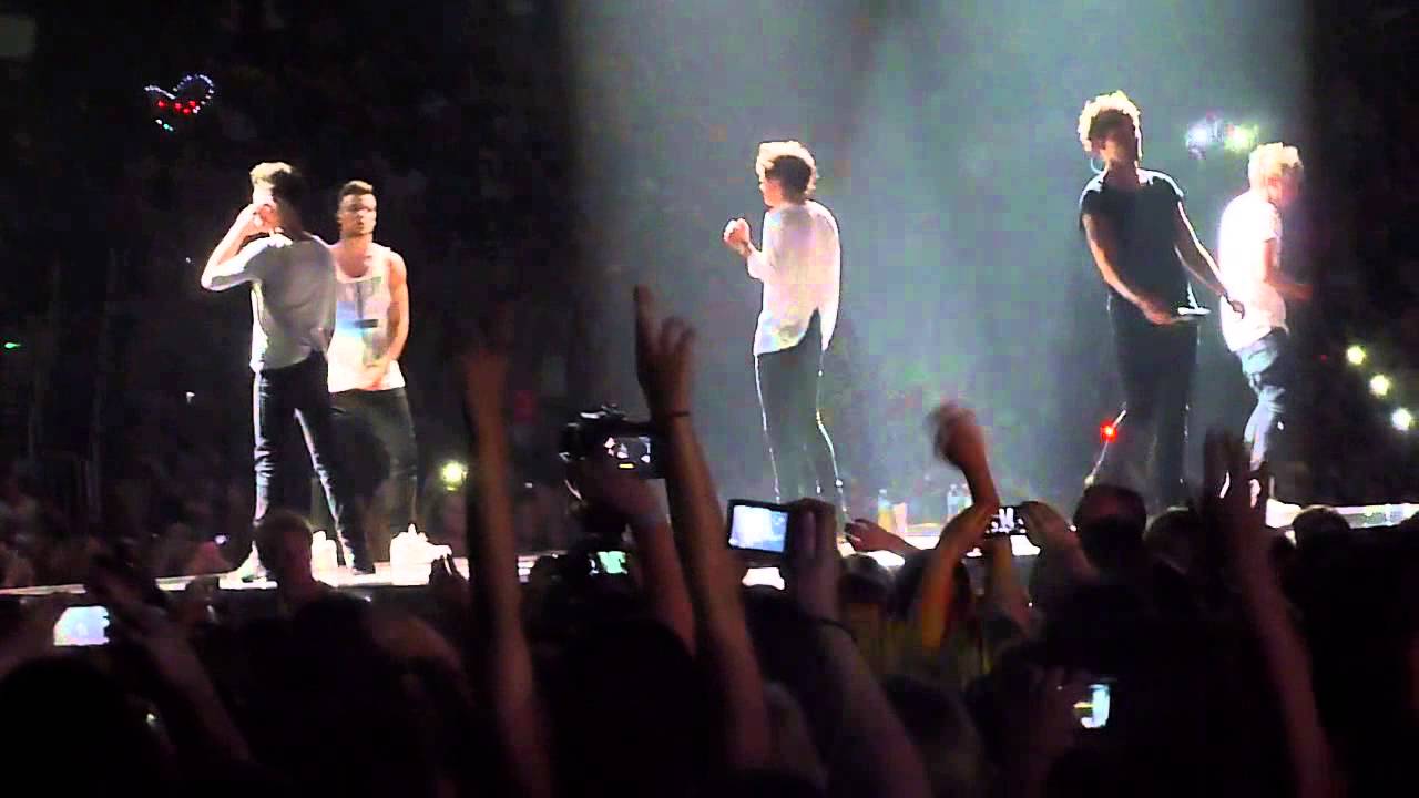 Teenage Kicks - One Direction Columbus 18.6.13 - YouTube