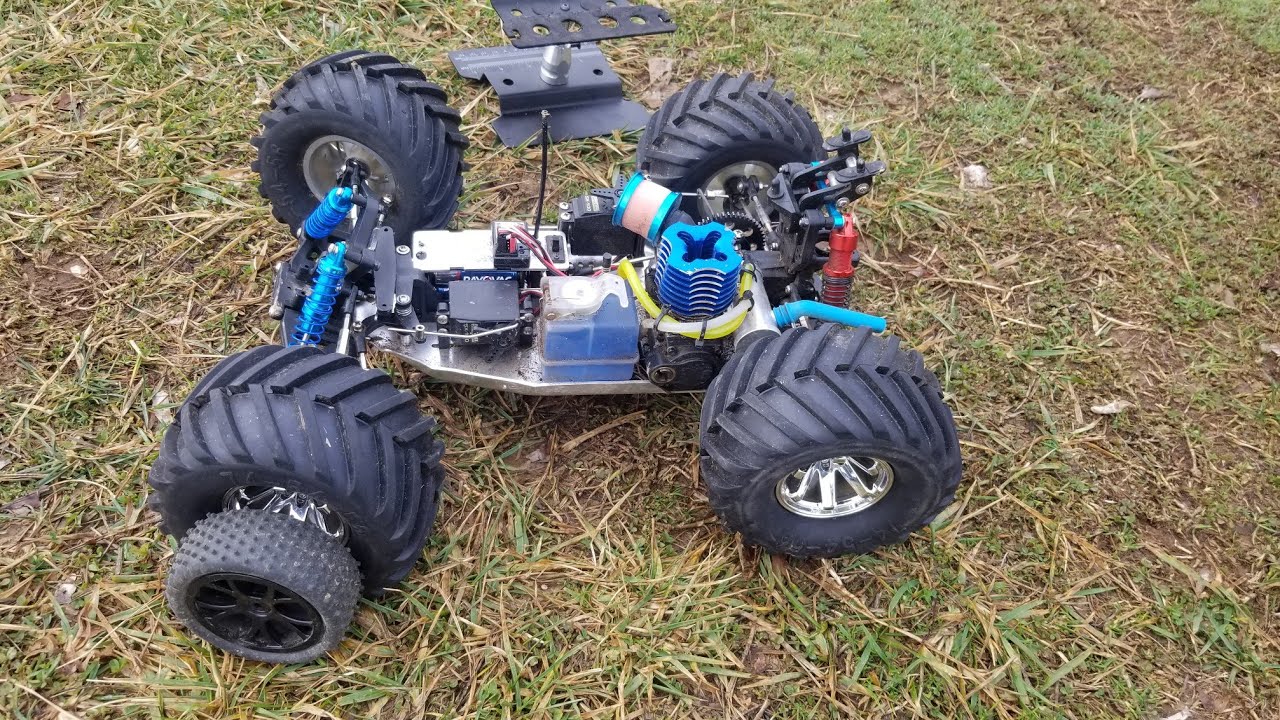 Duratrax Maximum BX/ST vx18 nitro engine rc - 1/8 monster truck tires ...