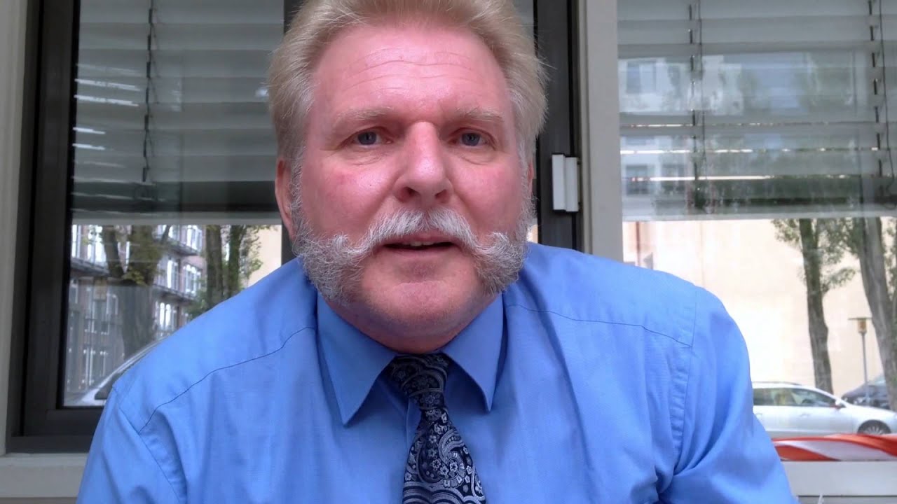 Folge 10: Herr Braun und die Rumkugeln - YouTube