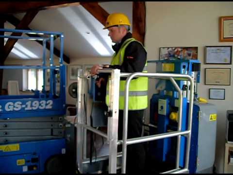 MEWP Access Platform Genie Runabout GR-15. - YouTube
