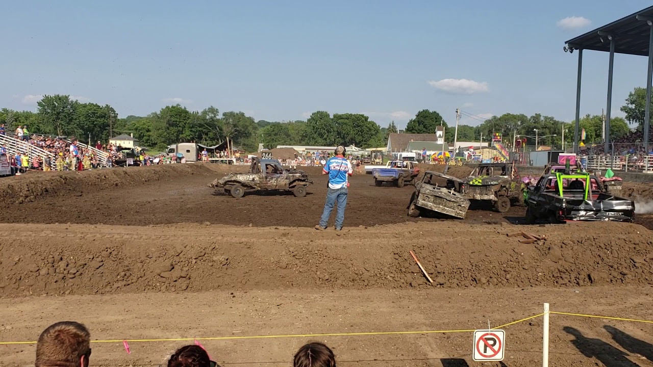 Rice County Fair 2018 (Faribault) mod trucks - YouTube