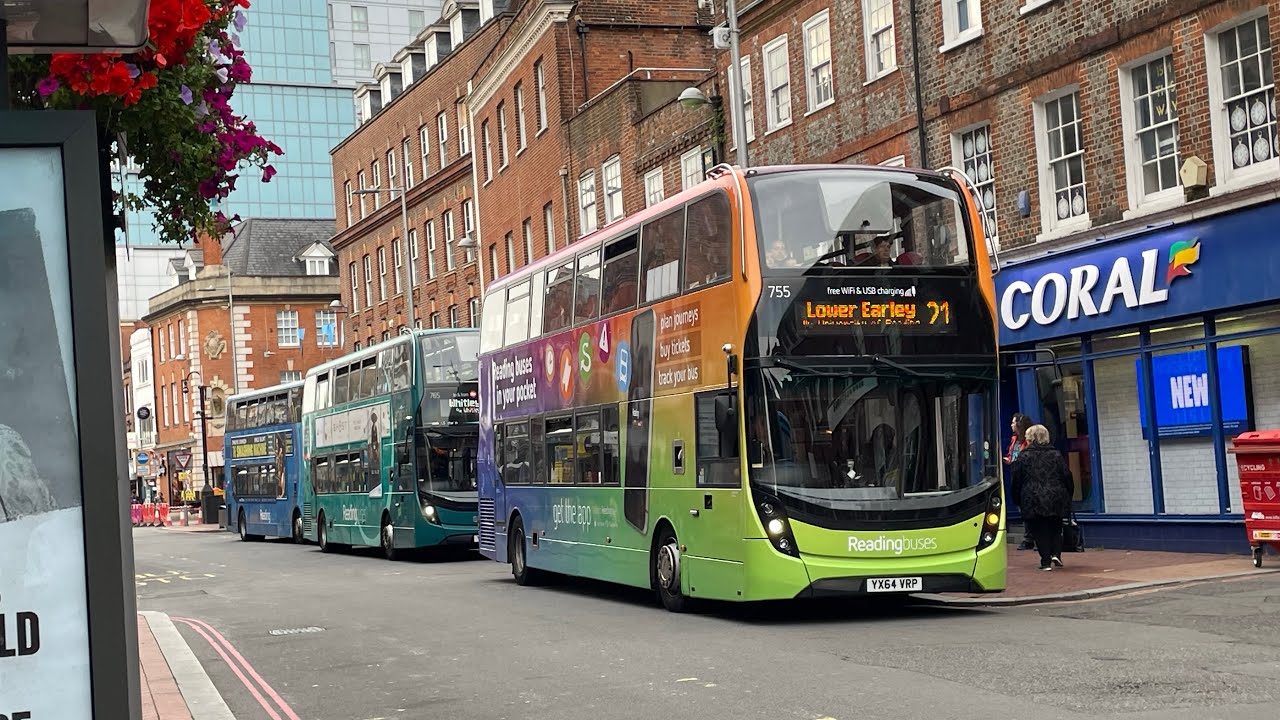 Reading Buses 4 Buses On Diversion Heading East At Friar Street. - YouTube