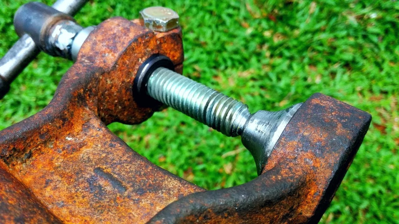 C clamp made by Leaf Spring Shackle - YouTube
