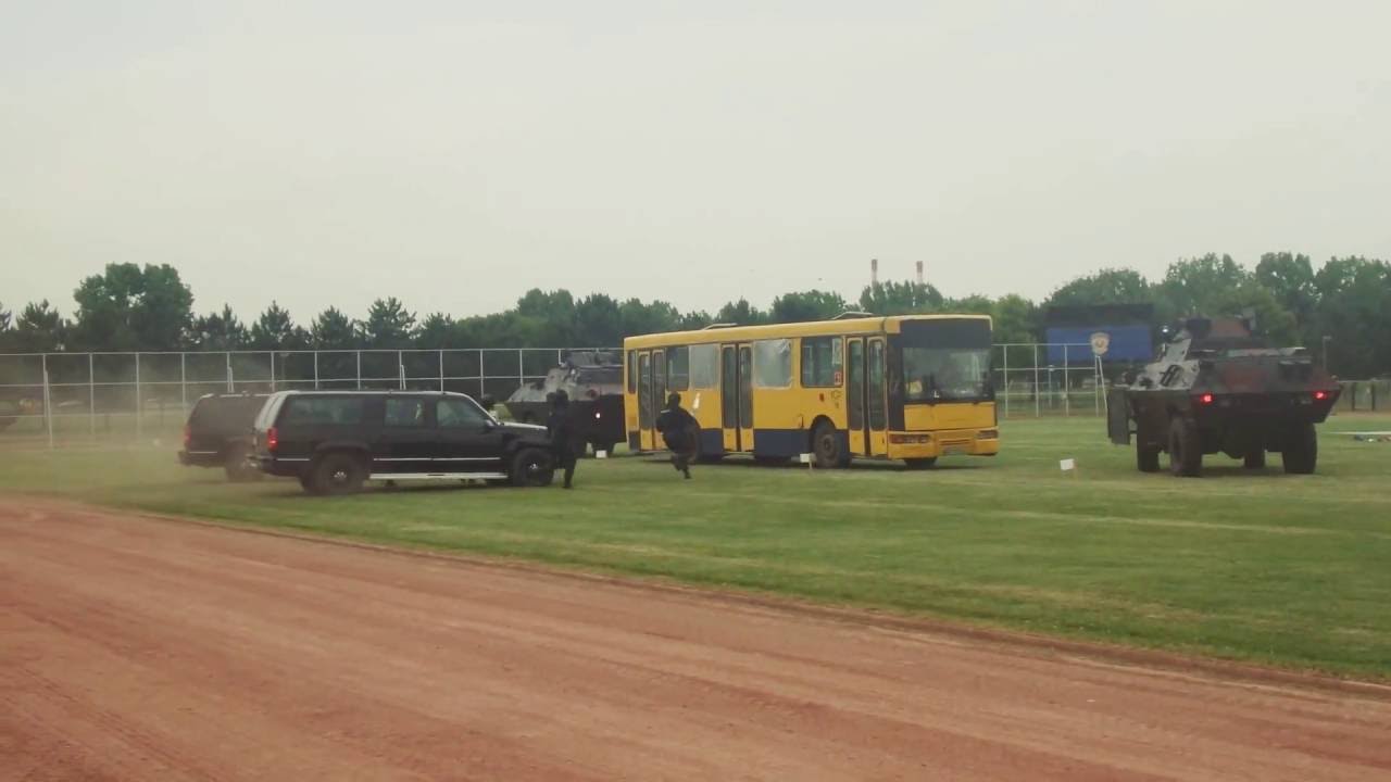 SAJ Specijalna antiteroristička jedinica policije Srbije - YouTube