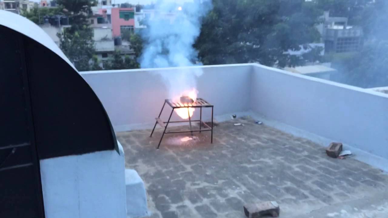 Rocket candy motor testing - YouTube